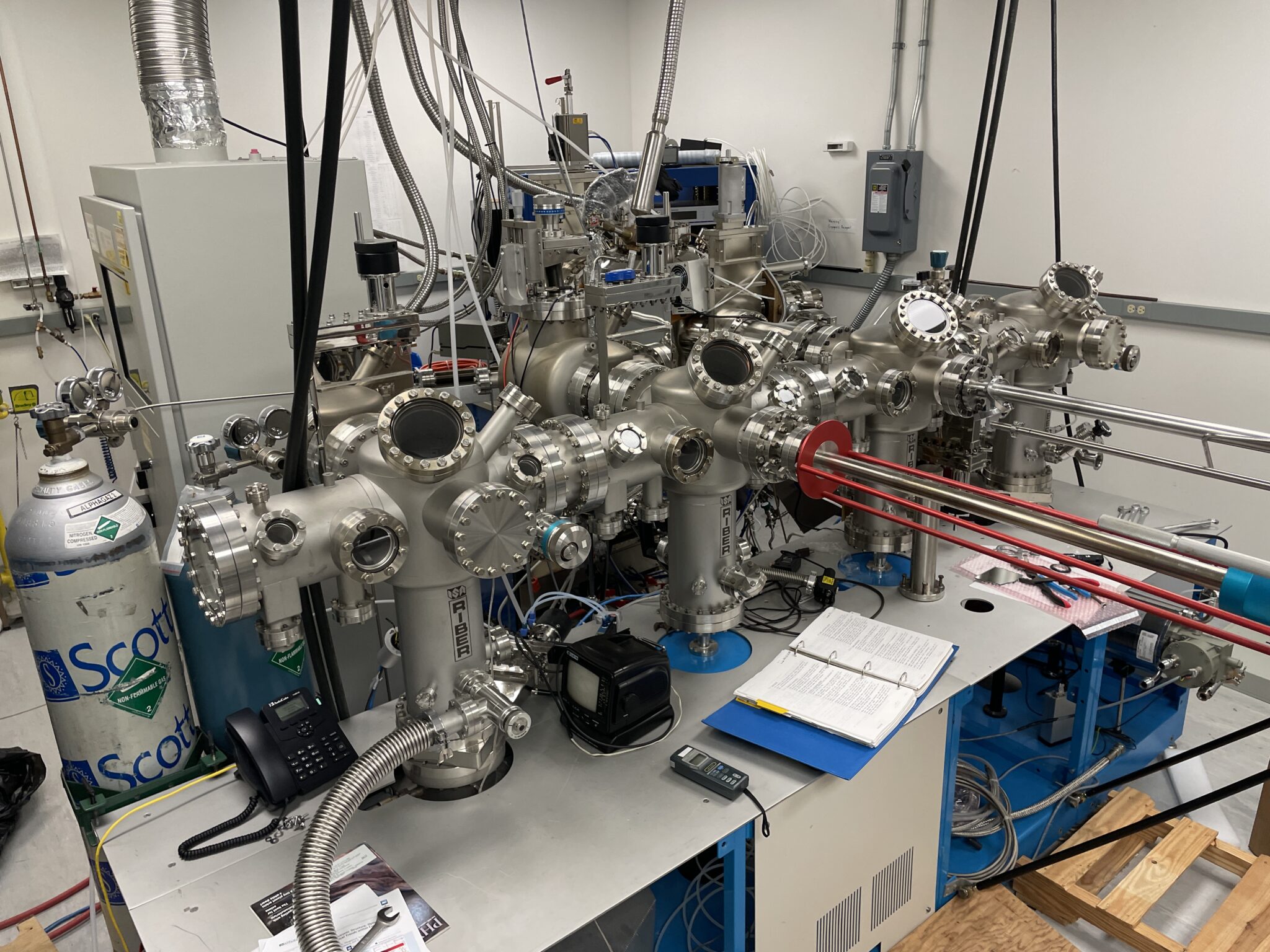 Facilities – Advanced Photonic Devices Lab